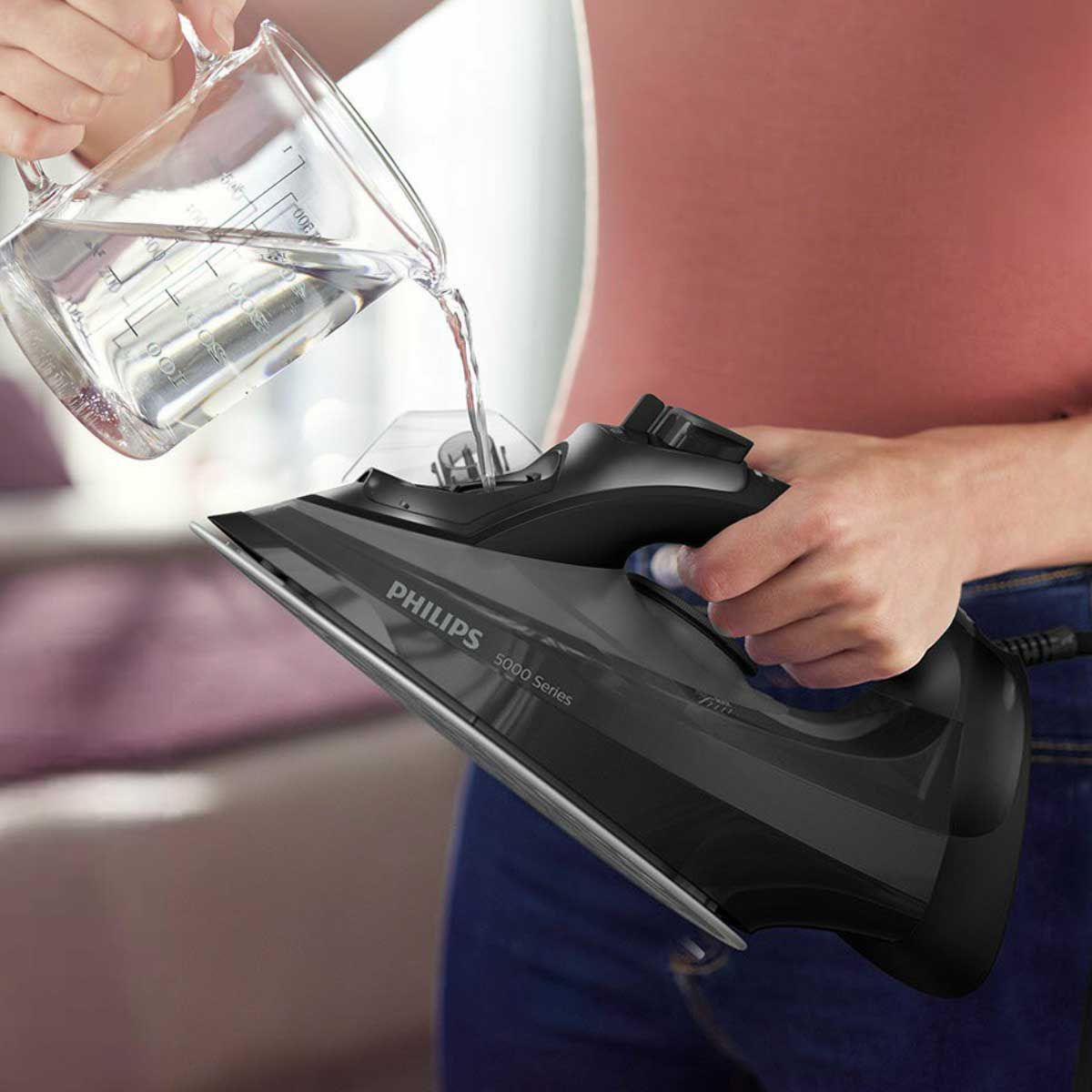 PHILIPS เตารีดไอน้ำ 2600วัตต์ รุ่น DST5040/80